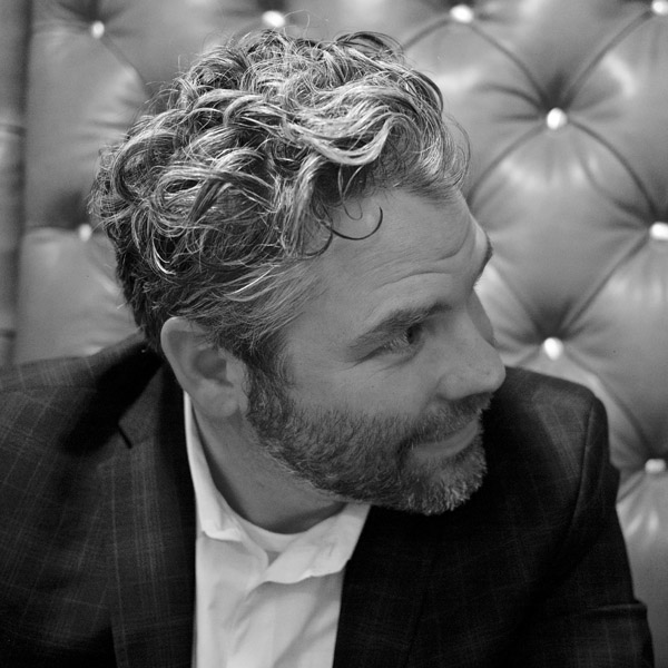 Biography – JOE JACOBY ART